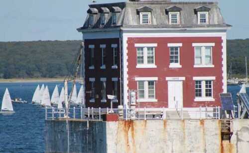 Most Haunted Place in the World: New London Ledge Light House﻿