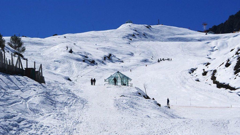 Things to do in Chopta: Trekking, camping, birds, wildlife, snow sports!